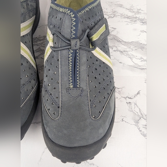 Privo | Shoes | Clarks Privo Tequini Size 75 Leather Slip On Shoes In ...